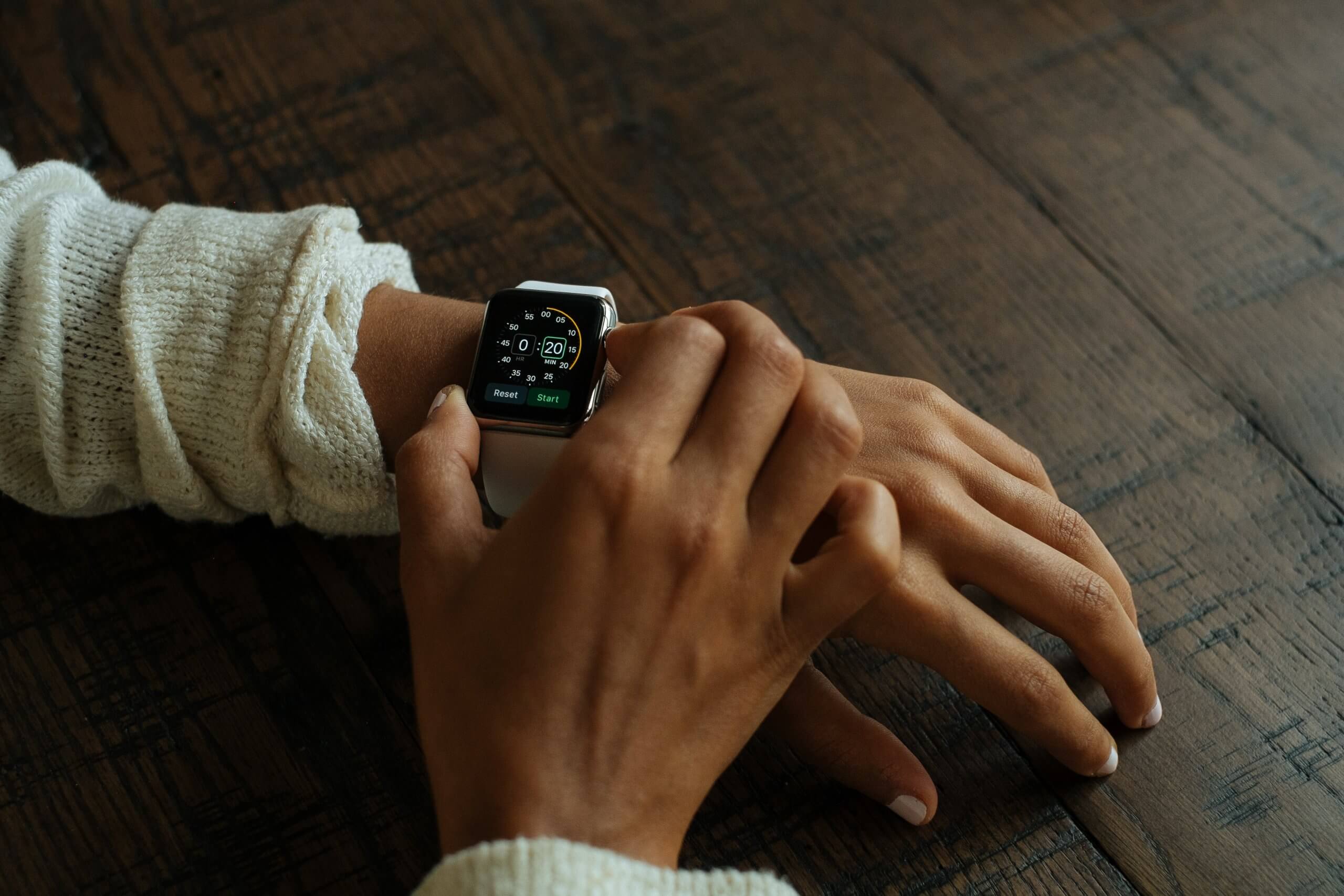 Aldi Onlineshop offeriert preiswerte Smartwatch Medion Fitness Watch P4000