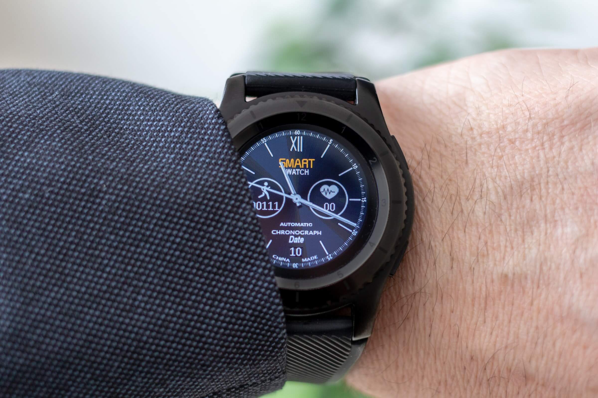 Innovative robuste Smartwatch Kavvo Hop auf Kickstarter gestartet
